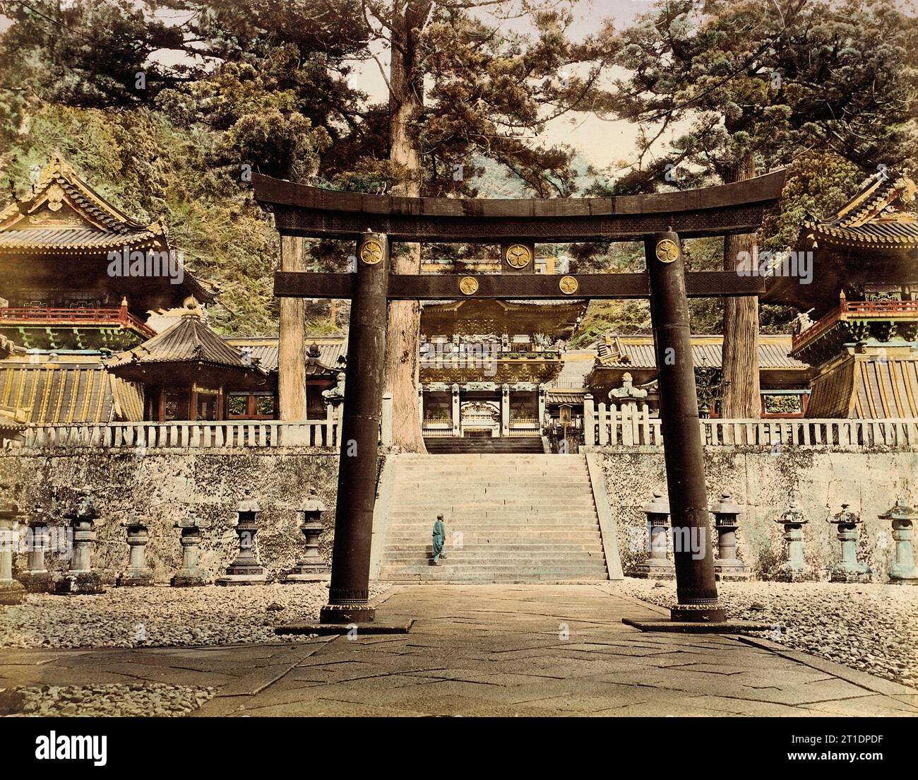 Bronze arch hi-res stock photography and images - Alamy