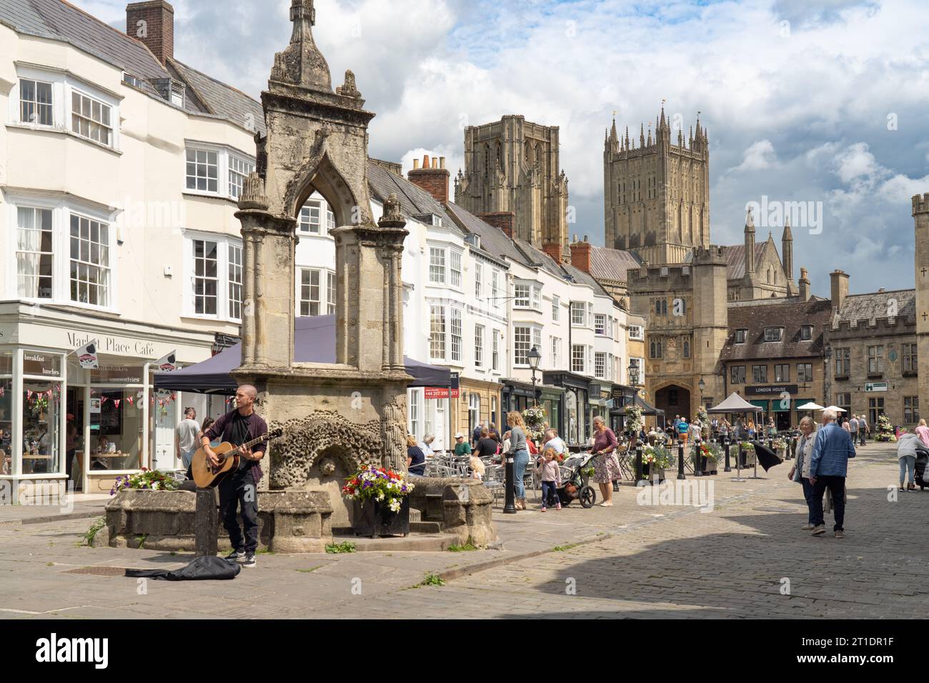 Hot fuzz film location hi-res stock photography and images - Alamy