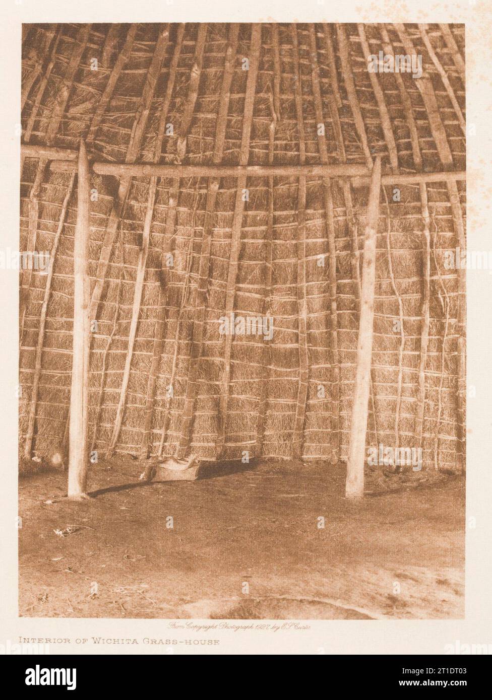 Native american grass housing hi-res stock photography and images - Alamy