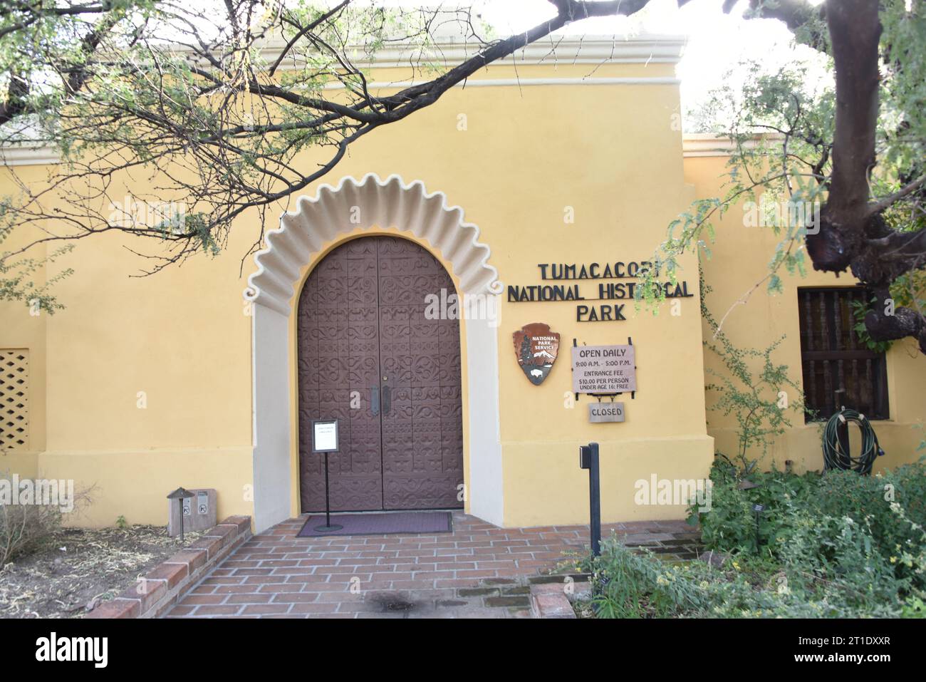 Tumacacori national parks service hi-res stock photography and images ...