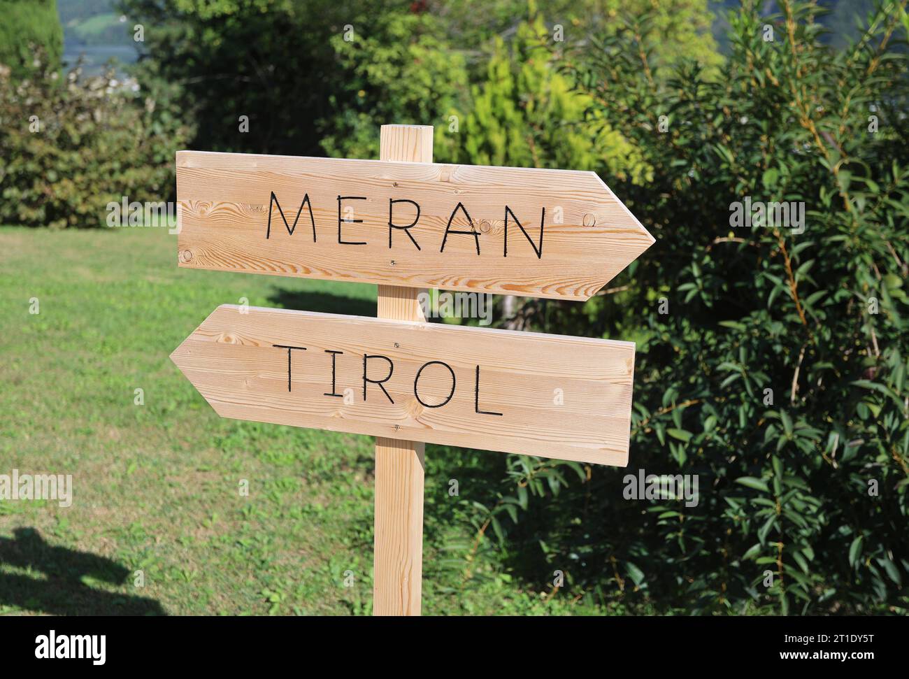 Dorf Tirol, Italien, Südtirol 11. Oktober 2023 Hier der Blick von Dorf ...
