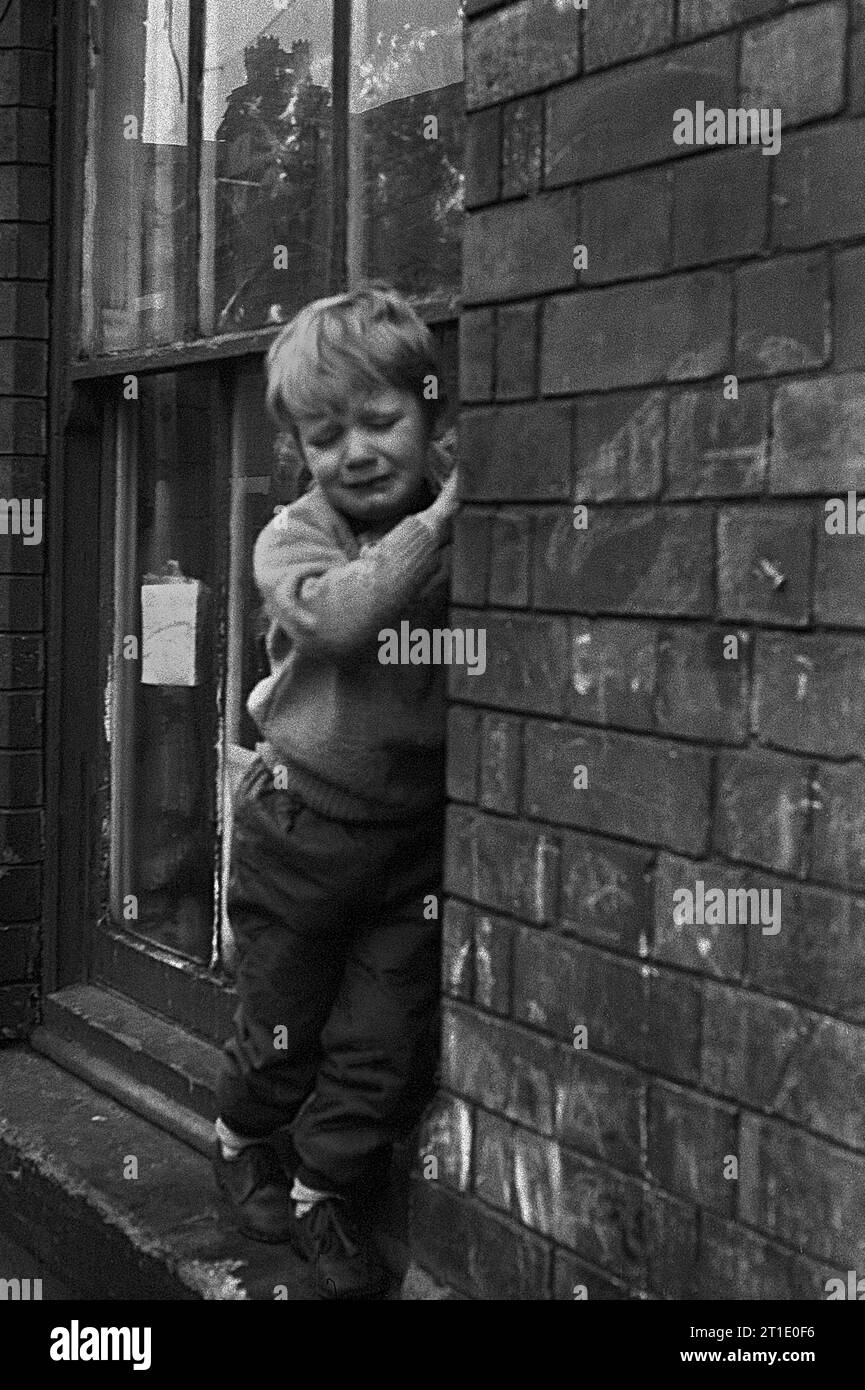 The crying boy hi-res stock photography and images - Alamy