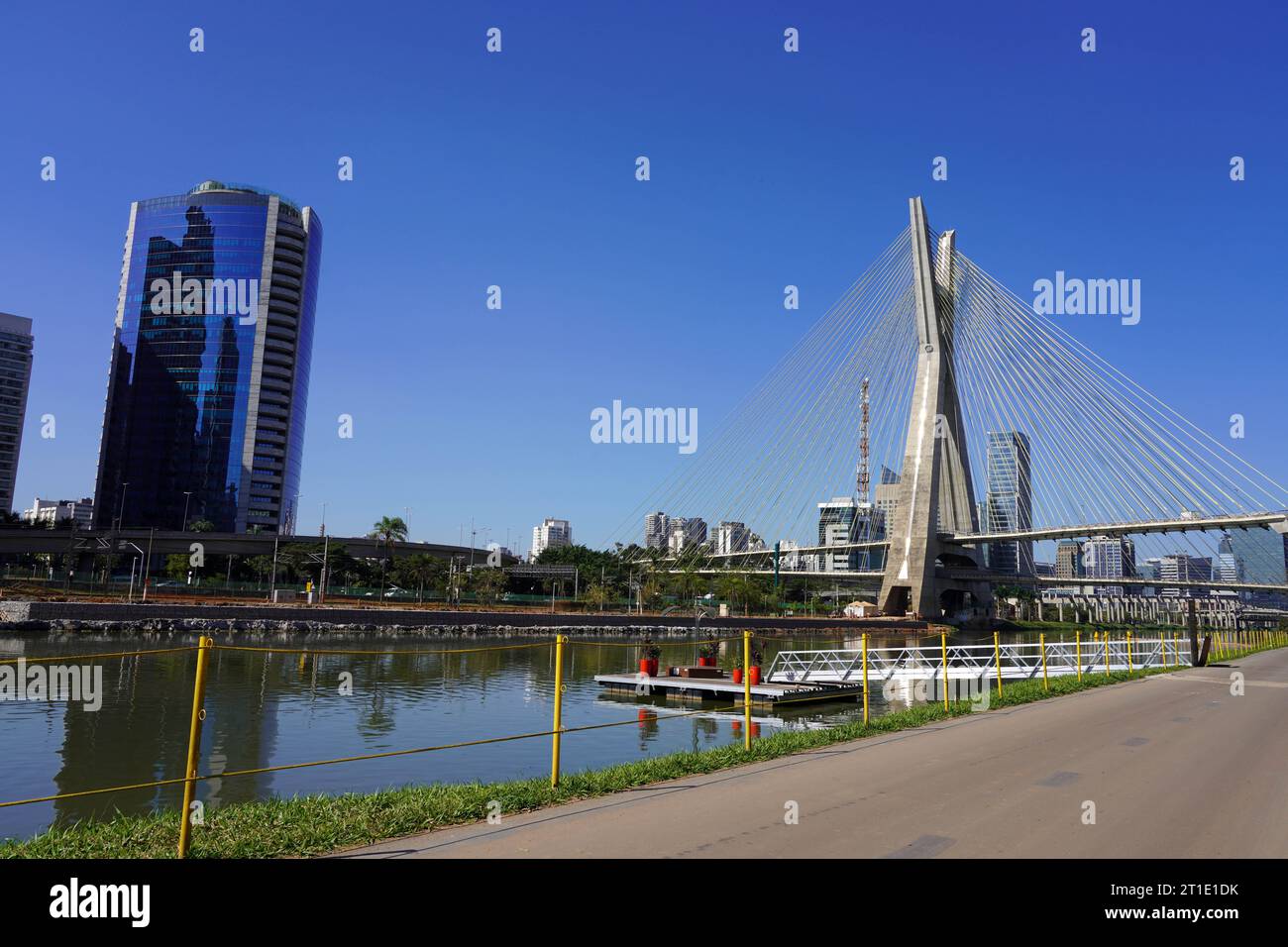 Cityscape of Sao Paulo with Ponte Estaiada bridge on Pinheiros River ...
