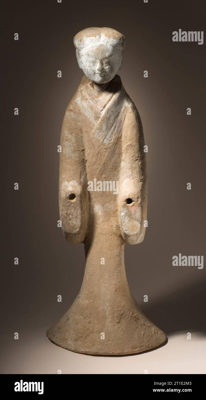 Funerary Sculpture of a Standing Woman, 206 B.C.-25 A.D Stock Photo - Alamy