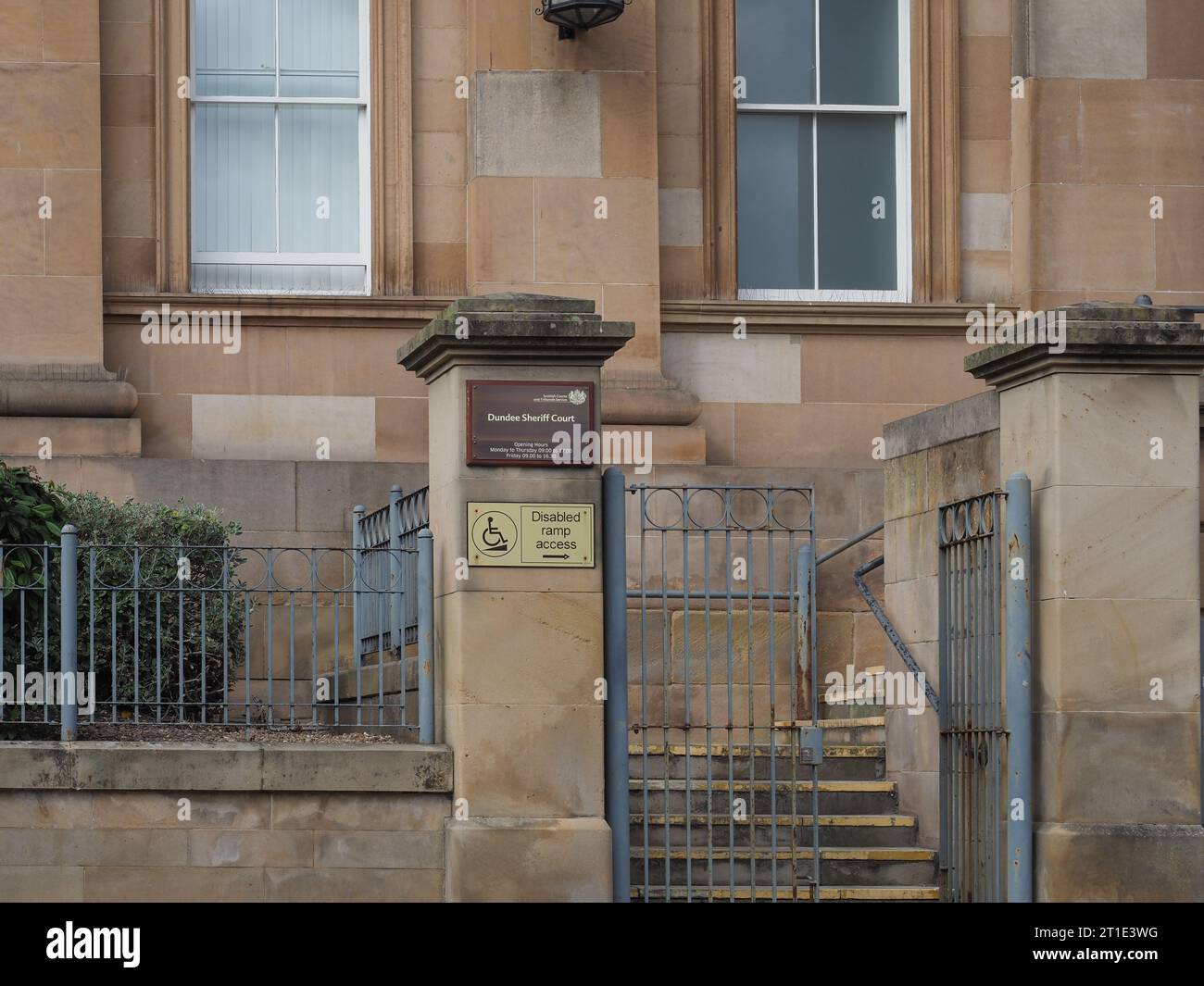 Dundee sheriff court hi-res stock photography and images - Alamy