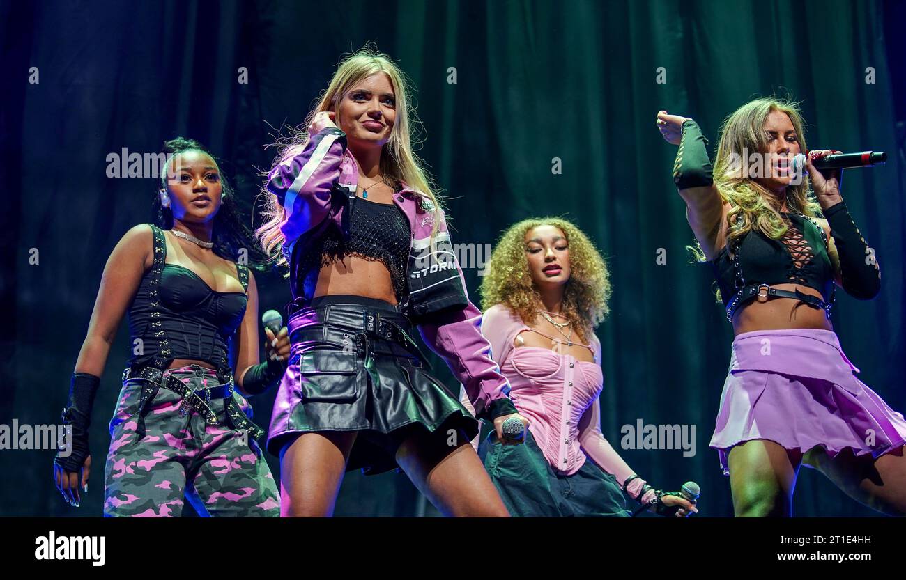 Sweet Love, a new girl band supporting S Club on their reunion tour ...