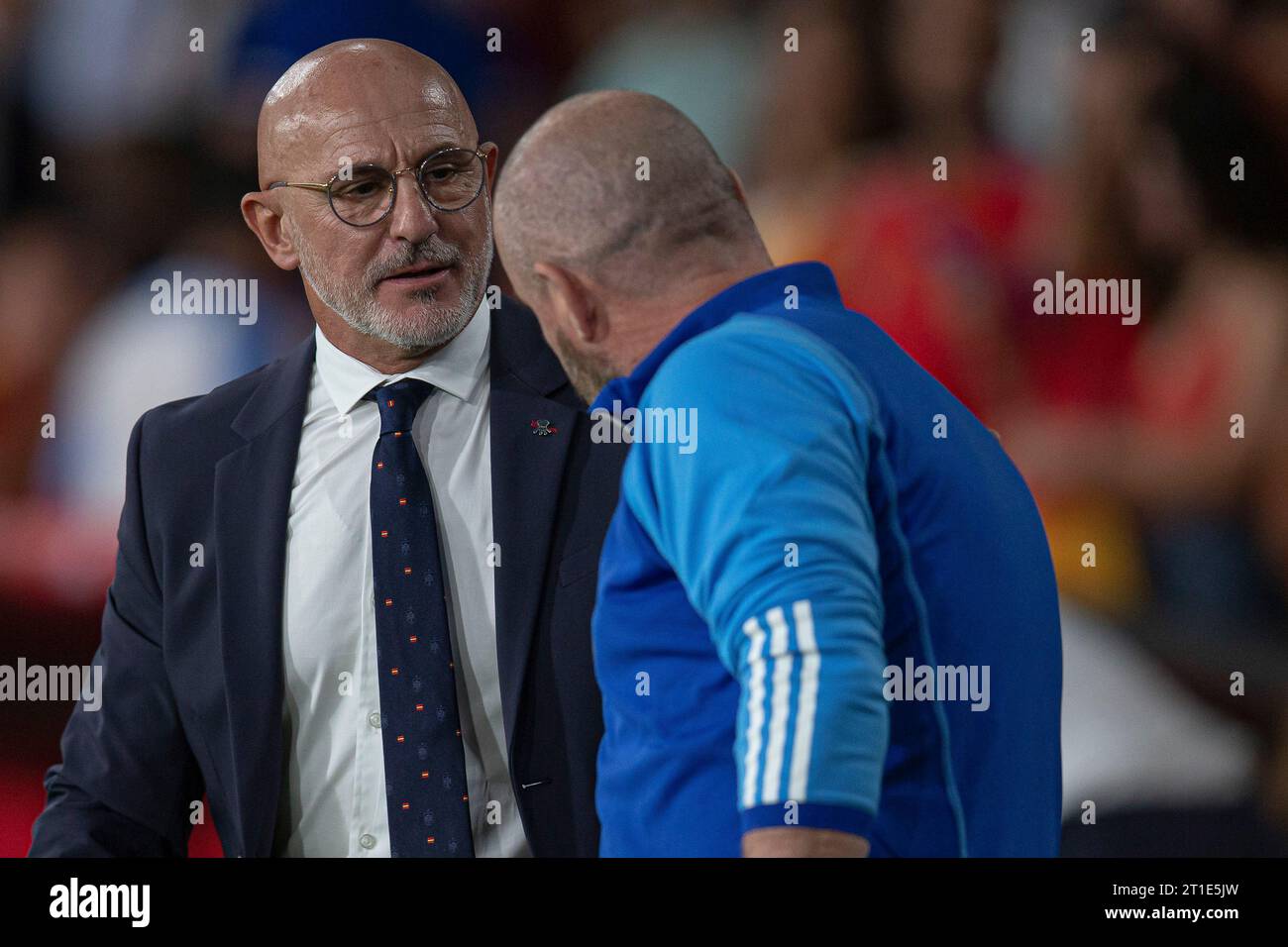 Spain head coach Luis de la Fuente and Scotland head coach Steve Clarke ...