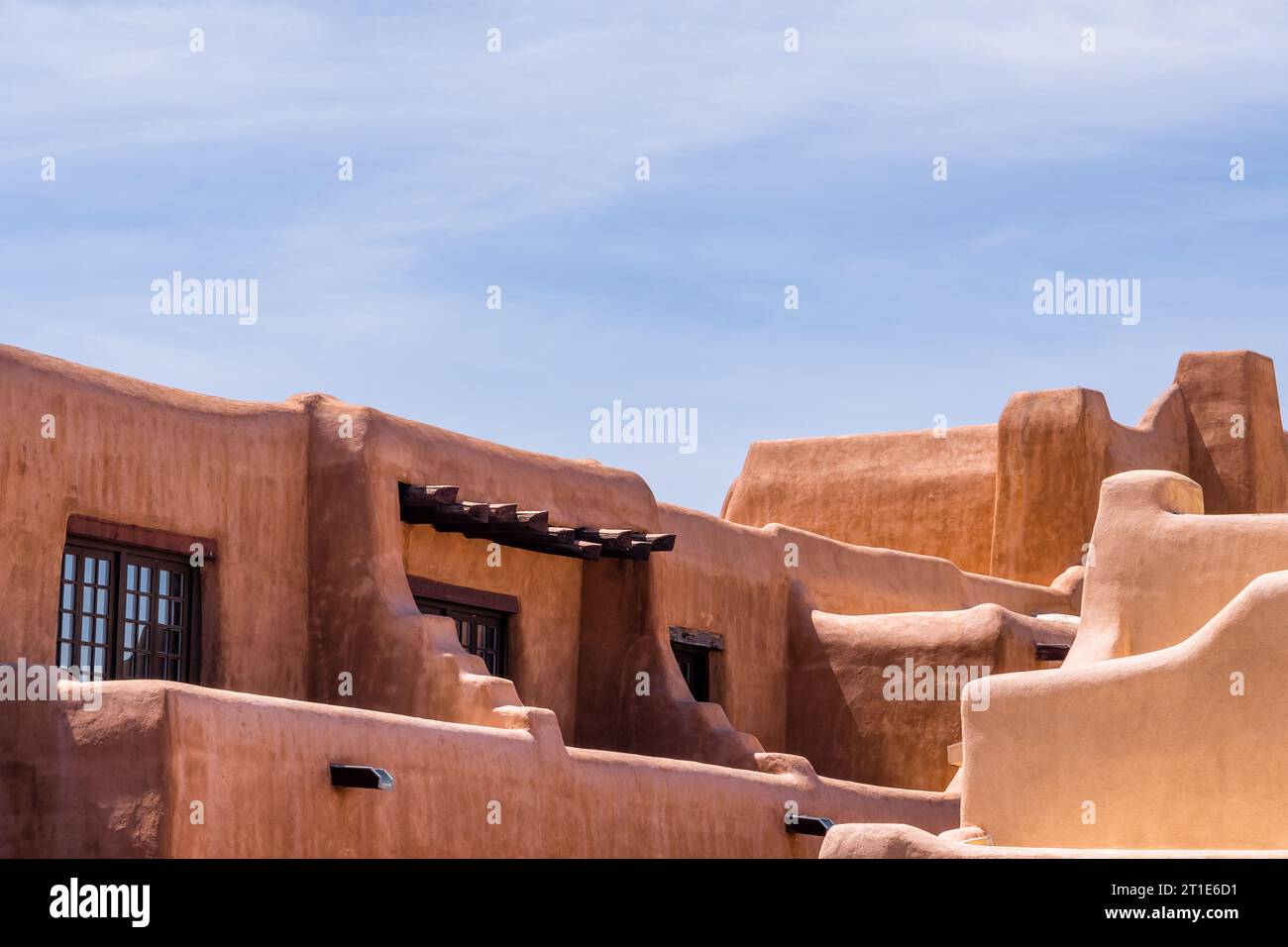 Rooftops of adobe mud buildings in Santa Fe, New Mexico Stock Photo - Alamy