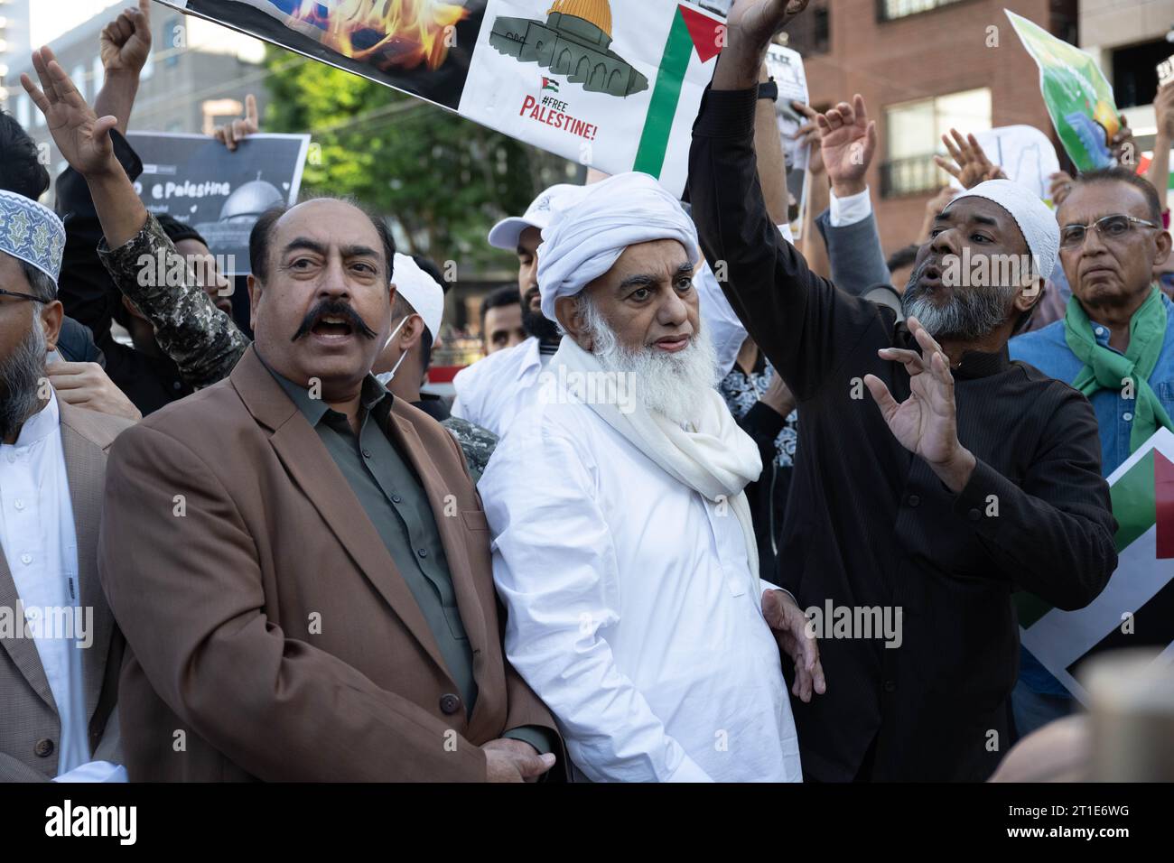 Tokyo, Japan. 13th Oct, 2023. Members of the Islamic community in Japan ...