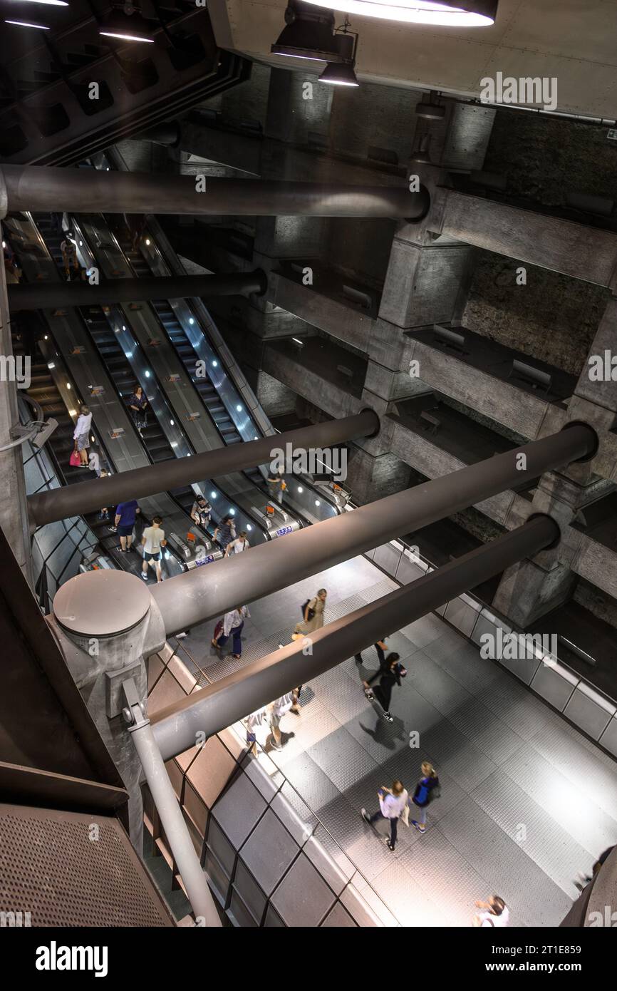 Westminster Underground Station London, Tube station Stock Photo - Alamy