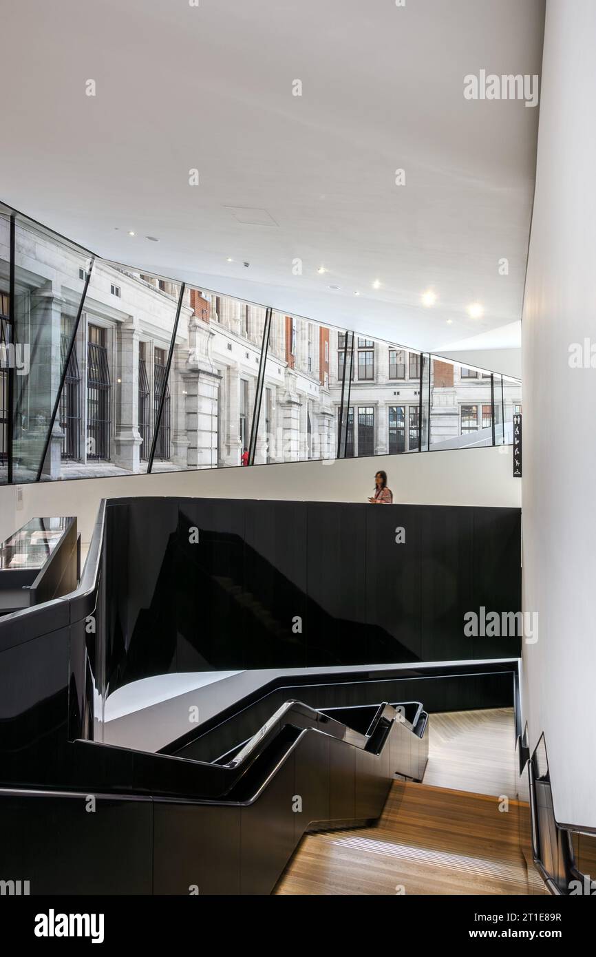 New design museum kensington hi-res stock photography and images - Alamy