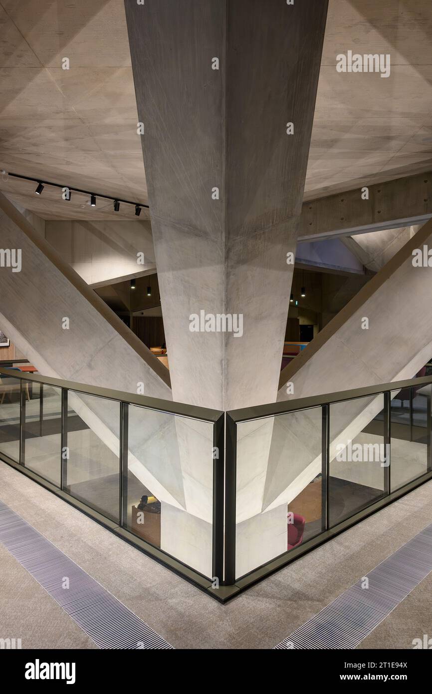 The Marshall Building, London School of Economics, London Stock Photo ...