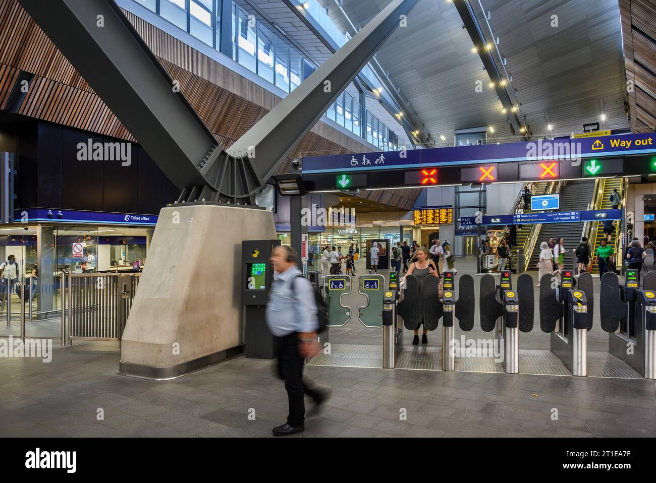 London Bridge Railway Station, London Stock Photo - Alamy