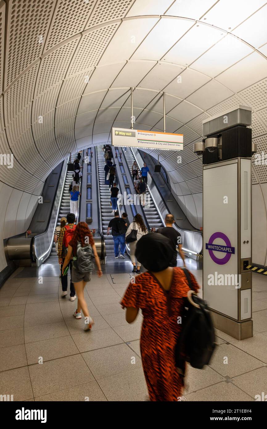 Elizabeth Line, London Underground, Tube Station Stock Photo - Alamy