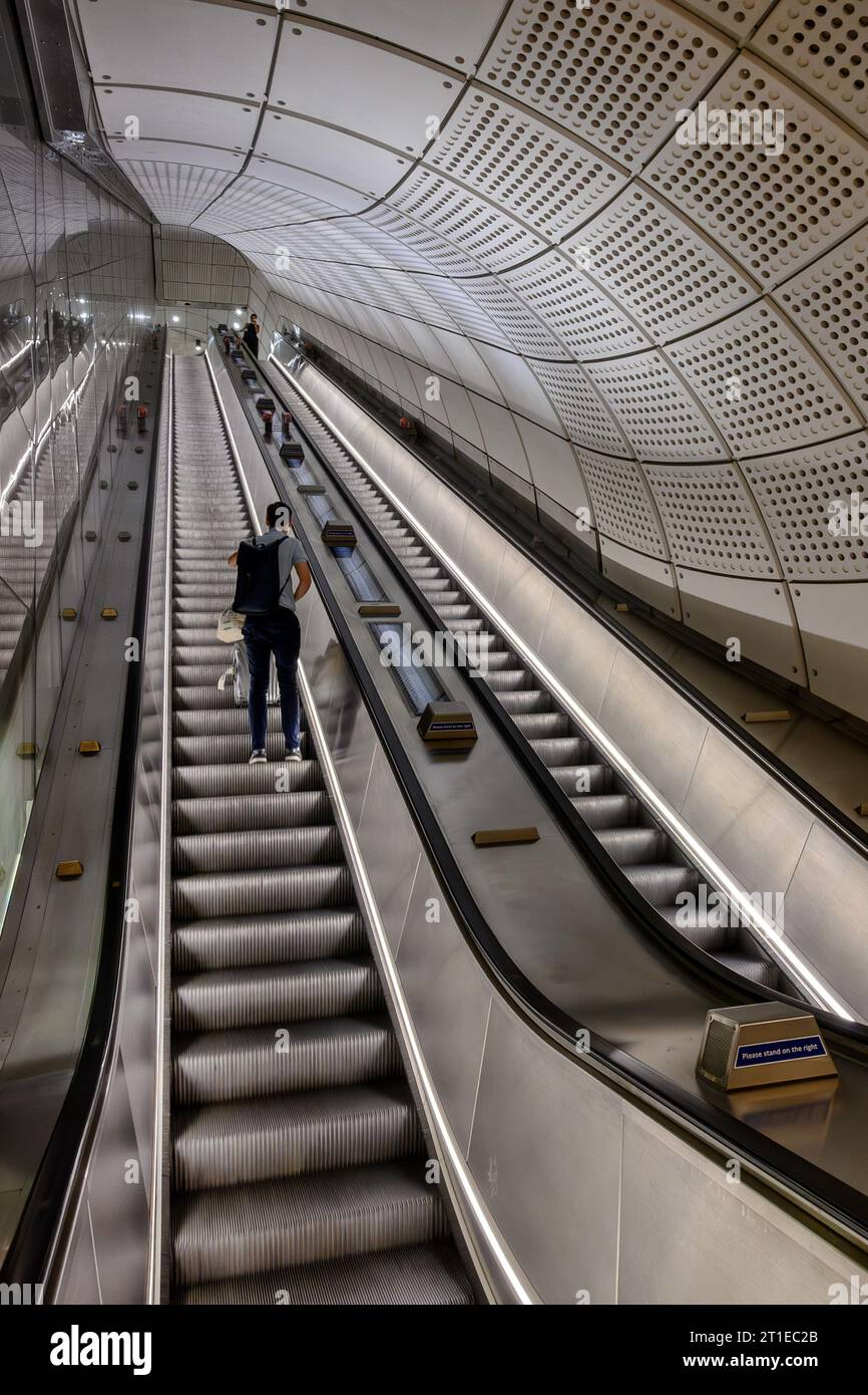 Elizabeth Line, London Underground, Tube Station Stock Photo - Alamy