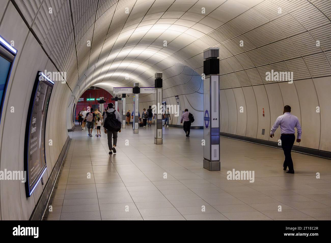 Elizabeth Line, London Underground, Tube Station Stock Photo - Alamy