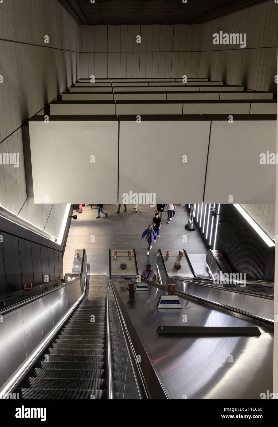 Elizabeth Line, London Underground, Tube Station Stock Photo - Alamy