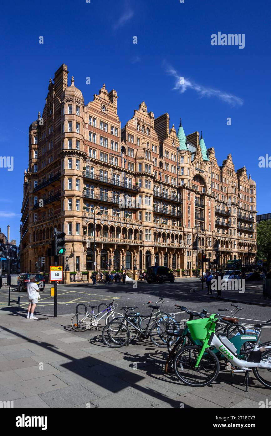 Kimpton Fitzroy London Hotel Stock Photo - Alamy