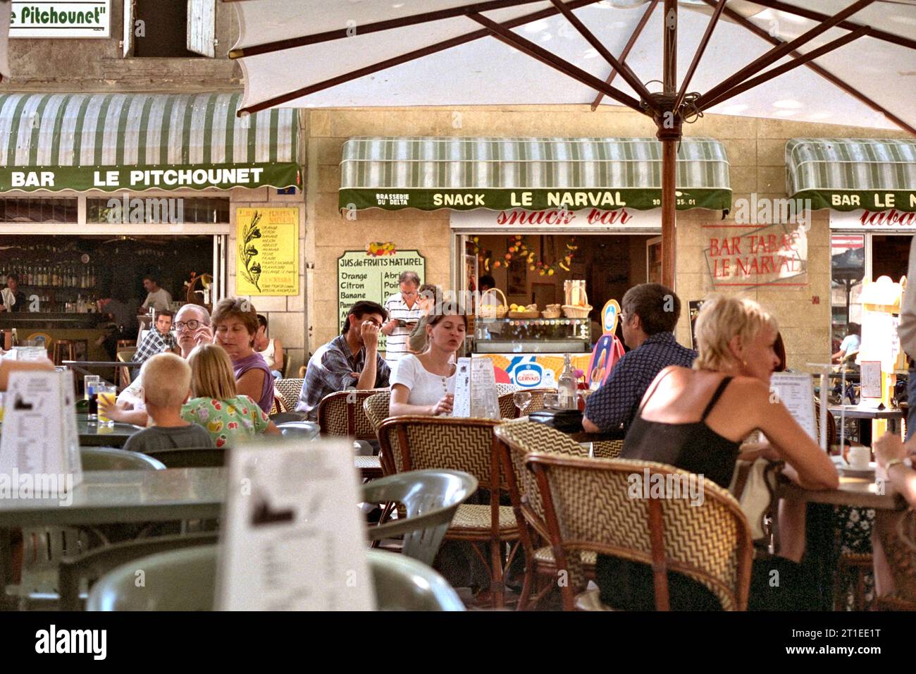 Cafe voltaire hi-res stock photography and images - Alamy