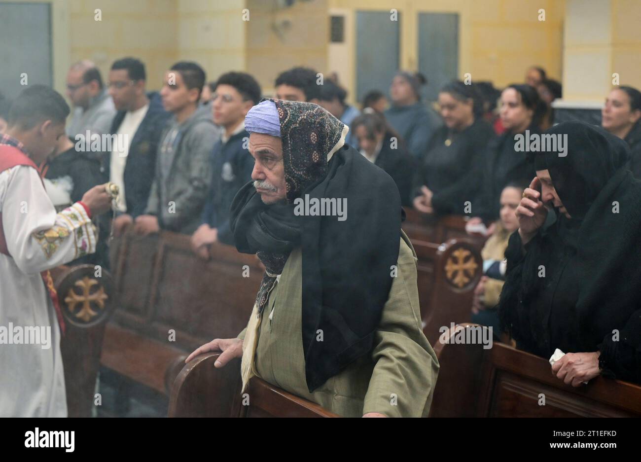 Egypt, church in Imbaba EGYPT, Gizeh, holy mass in copt catholic church ...