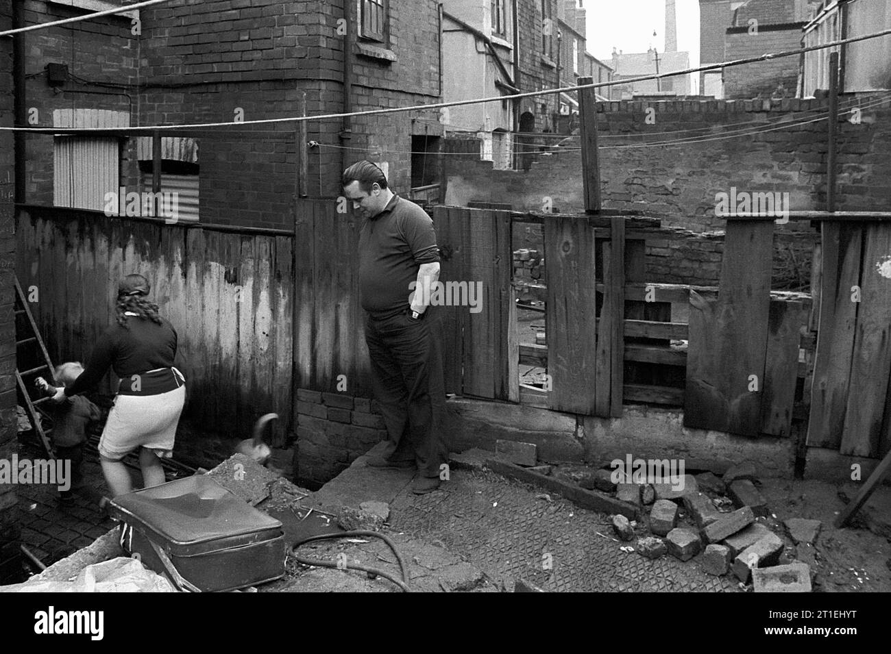 Victorian slum housing hi-res stock photography and images - Alamy