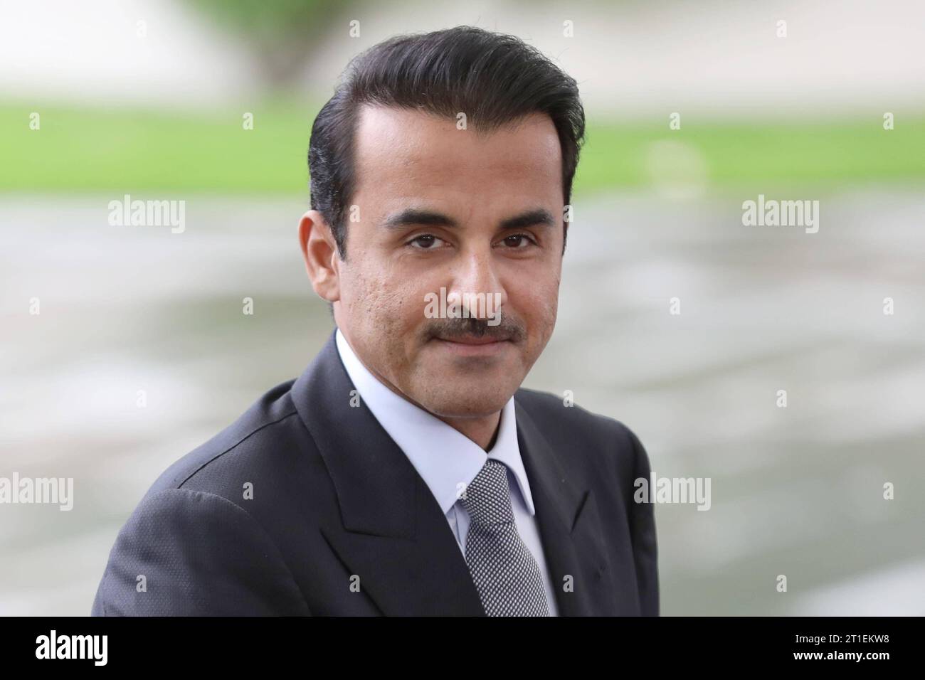 Berlin, Deutschland, 12.10.2023: Der Emir von Katar, Scheich Tamim bin ...