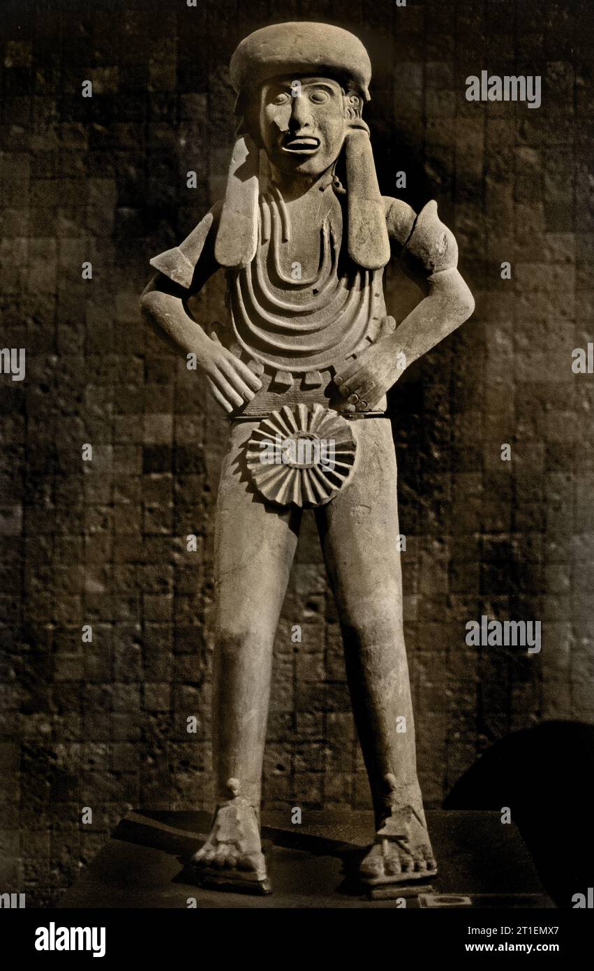 Aztec priest hi-res stock photography and images - Alamy