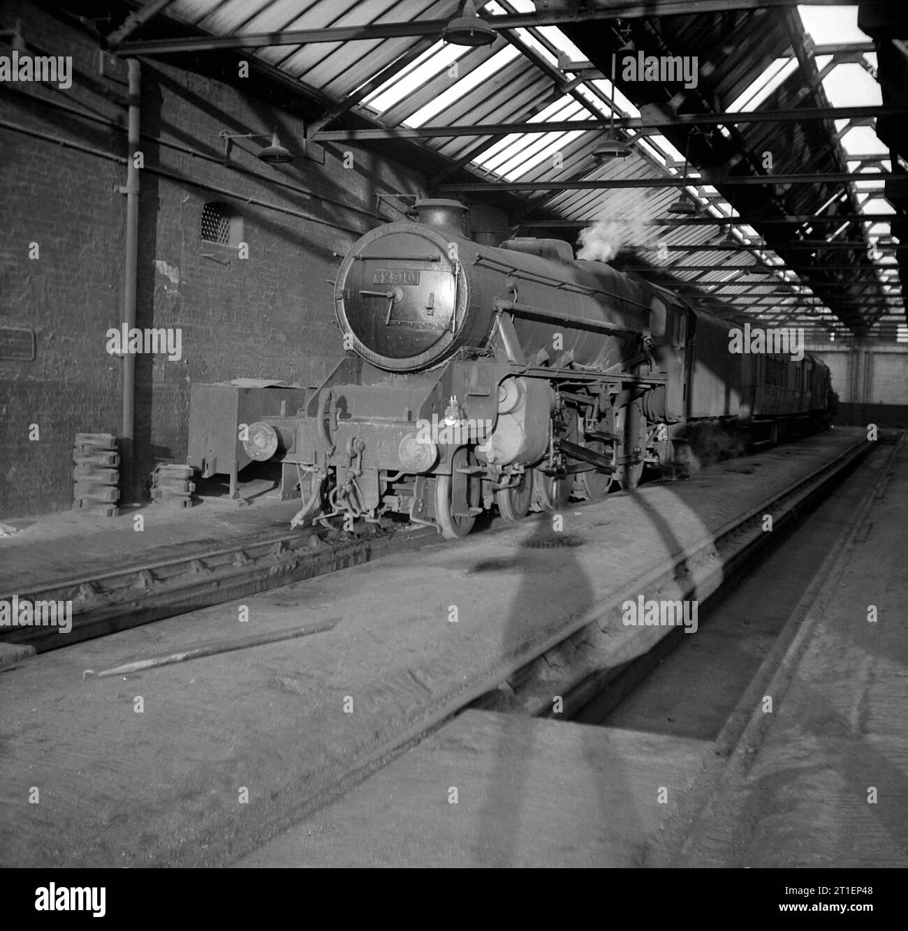 Standard machines Black and White Stock Photos & Images - Alamy
