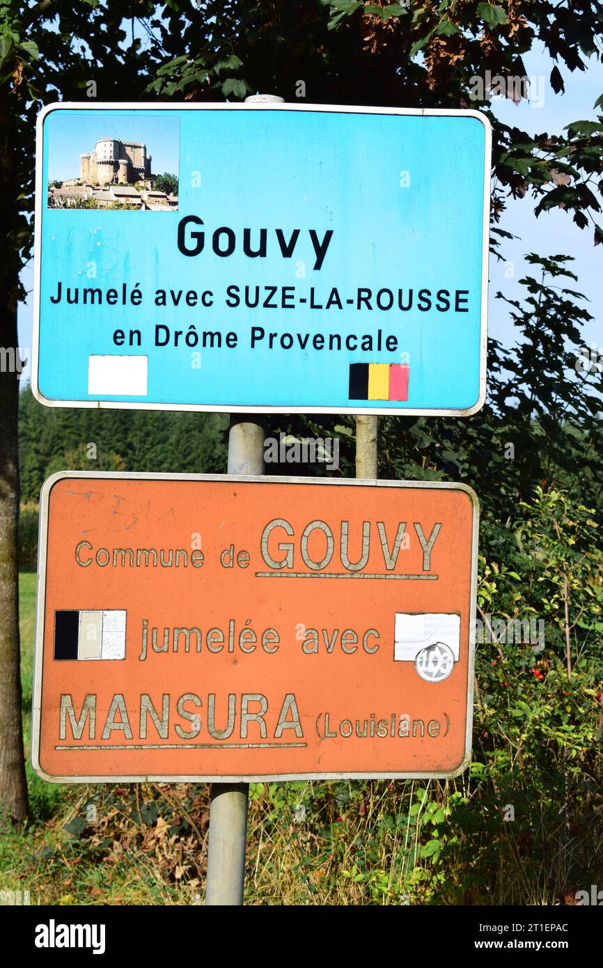 border signs entering Gouvy, Belgium from Luxembourg Stock Photo - Alamy