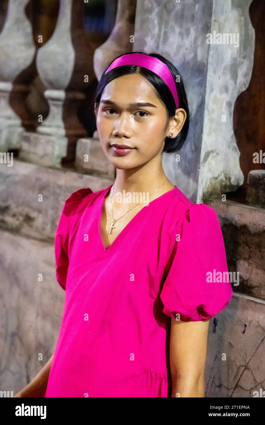 Beautiful young ladyboy hi-res stock photography and images - Alamy