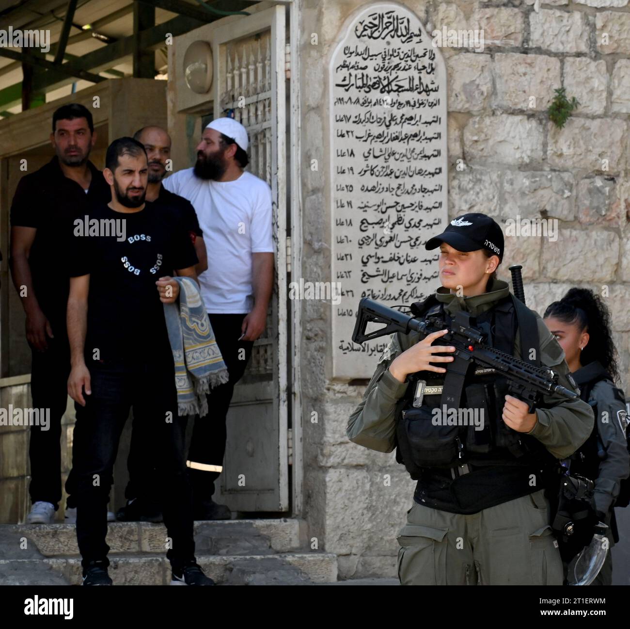 Old City Jerusalem, Israel. 13th Oct, 2023. Israeli border police ...