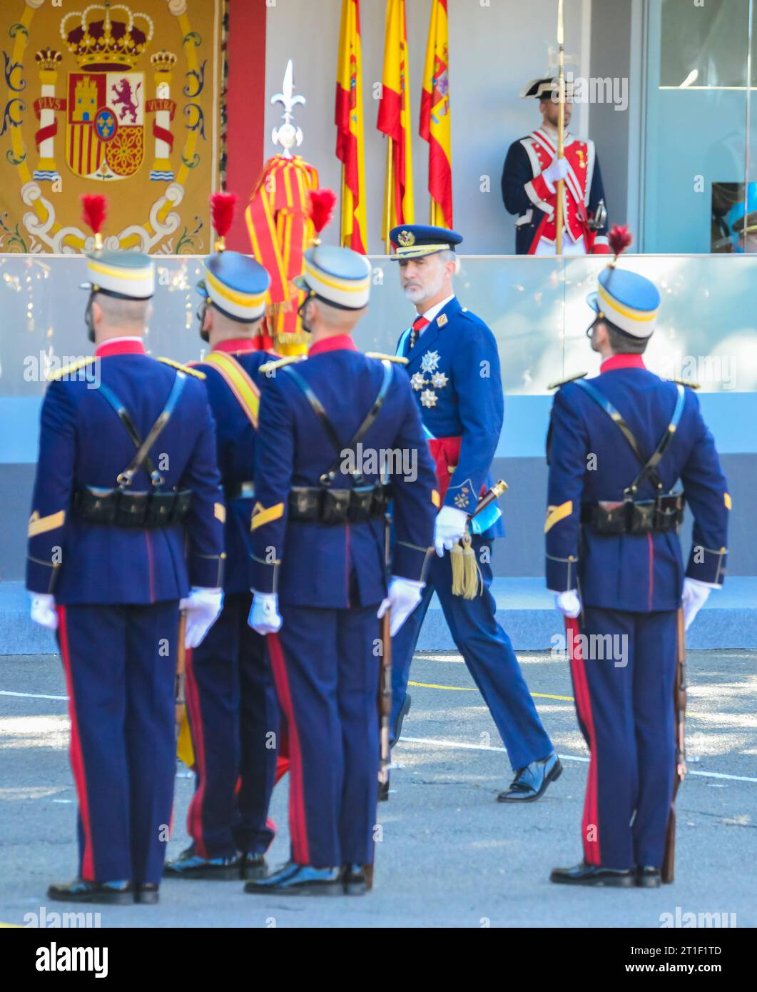 Felipe VI approaching the guard of honour . Some 4,100 military personnel participated during ...