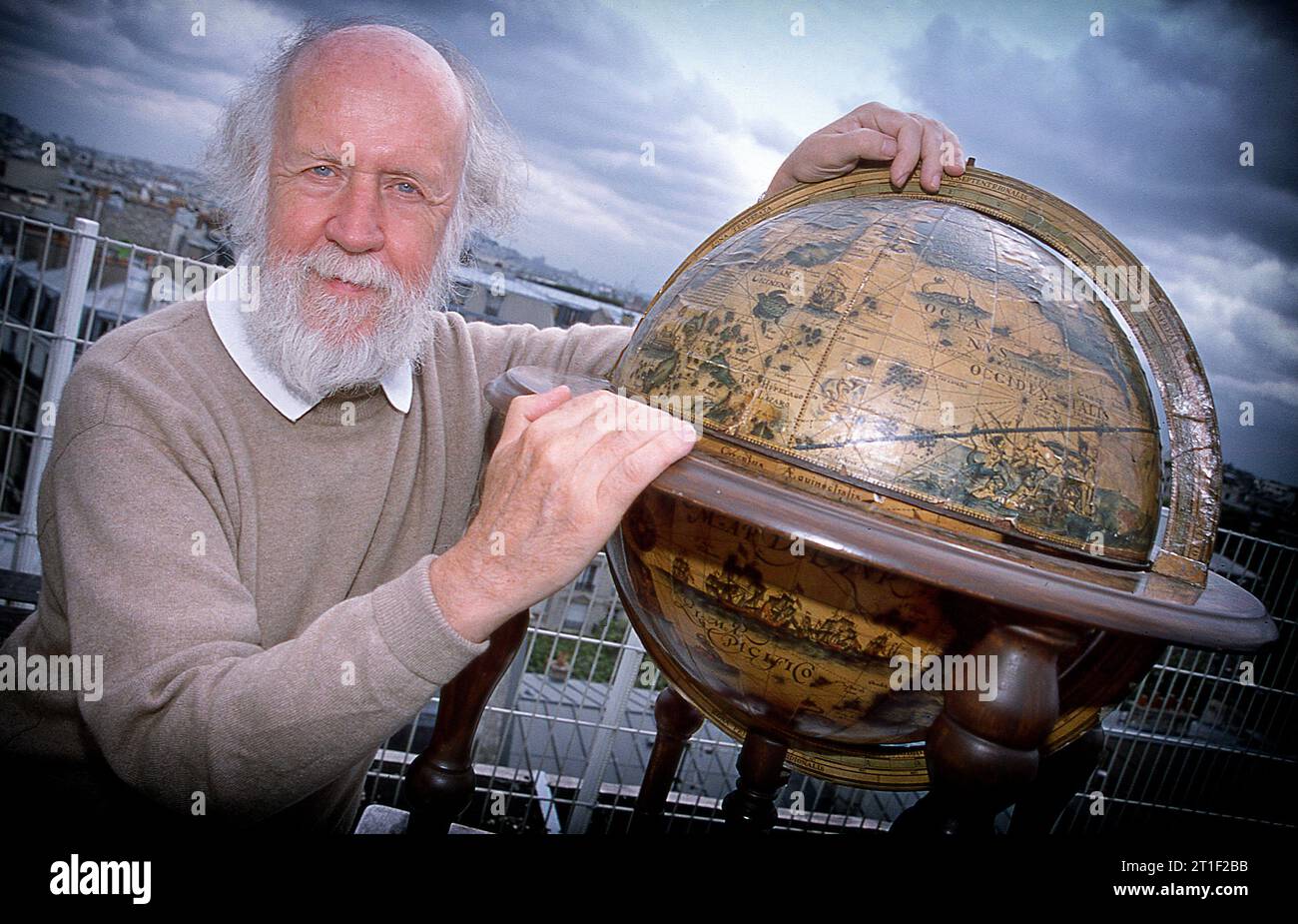 Astrophysician hi-res stock photography and images - Alamy