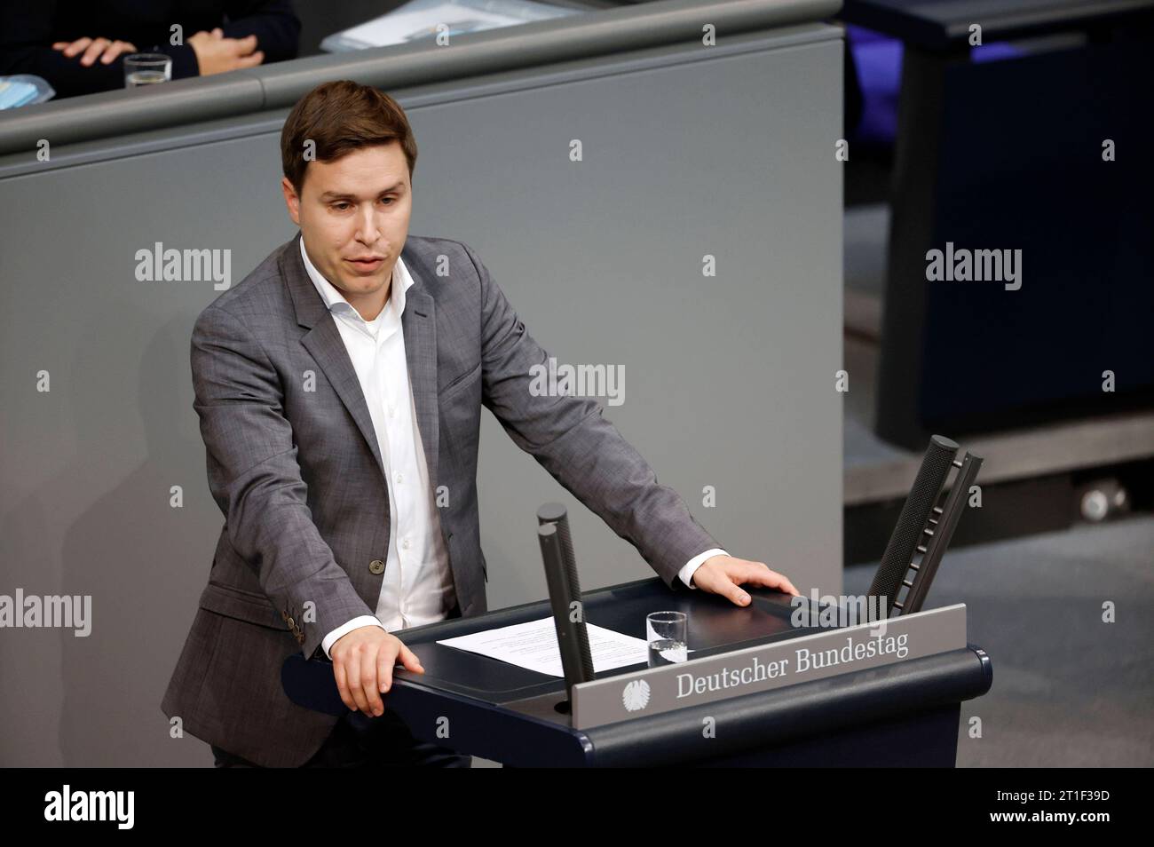 Esra leon hi-res stock photography and images - Alamy