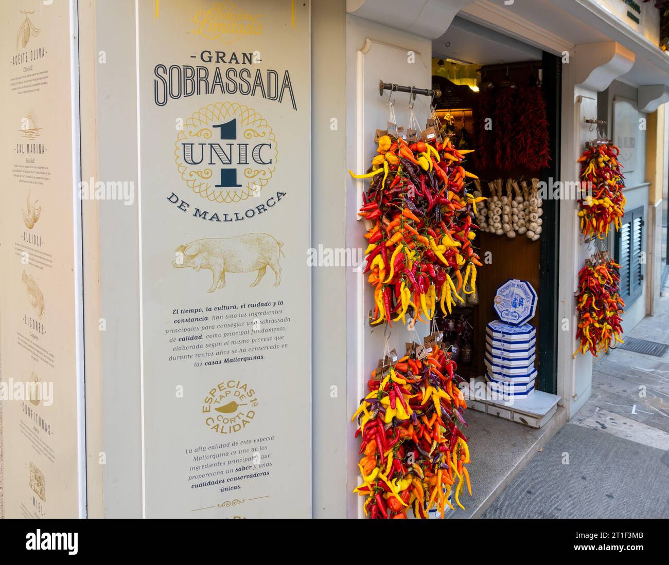 Central pedestrian street in palma hi-res stock photography and images ...