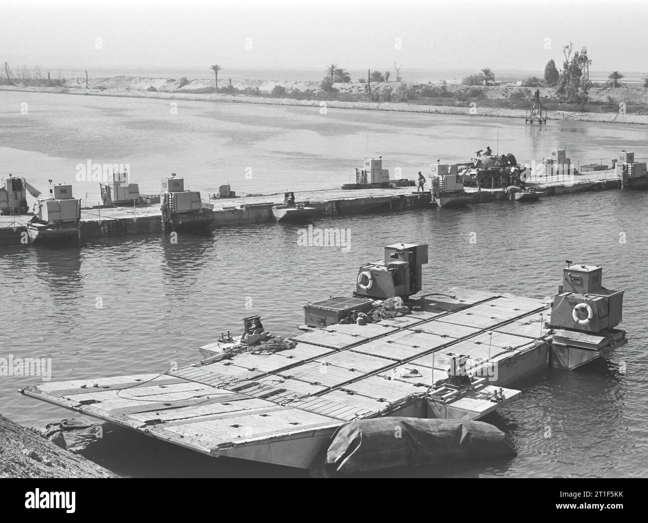 YOM KIPPUR WAR. IN THE PHOTO, THE MOBILE BRIDGE ON THE SUEZ CANAL, USED ...