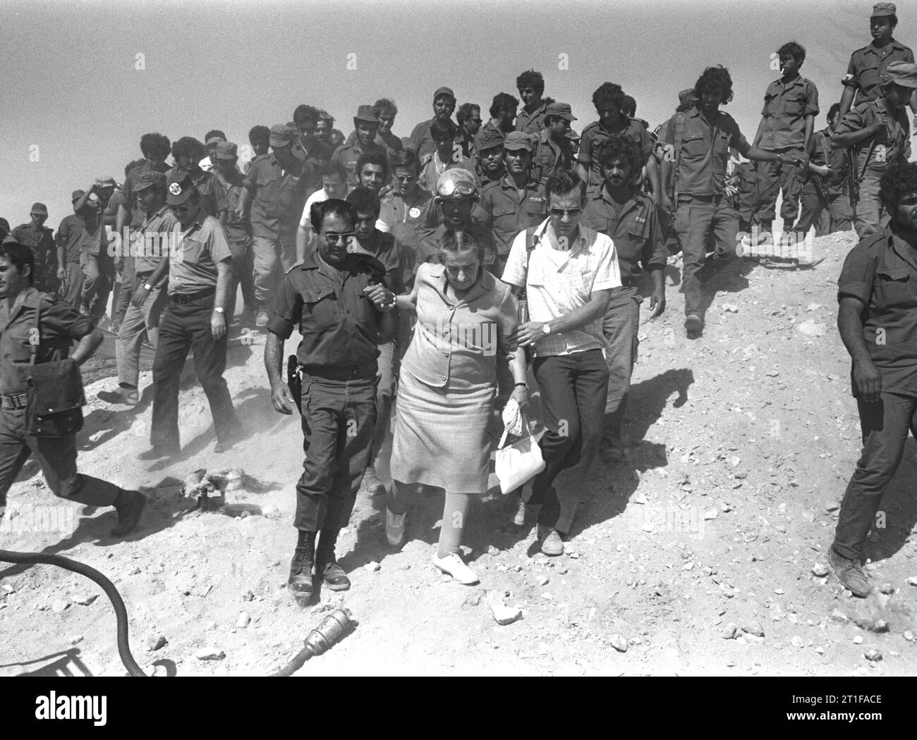 YOM KIPPUR WAR. IN THE PHOTO, PRIME MINISTER GOLDA MEIR & CHIEF OF THE ...