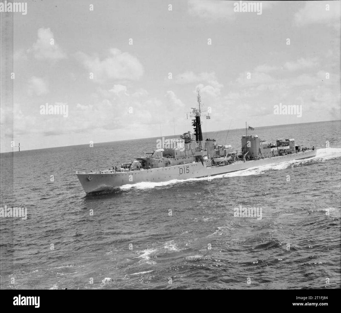 Port view of C-class destroyer HMS Cavendish (D15) during Exercise ...
