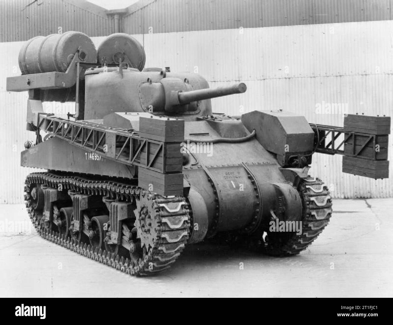 Tanks and Armoured Fighting Vehicles of the British Army 1939-45 ...