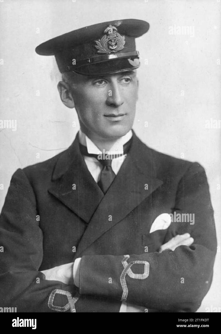 . Royal Naval Volunteer Reserve, HMS President Sub-Lieutenant Wallace ...