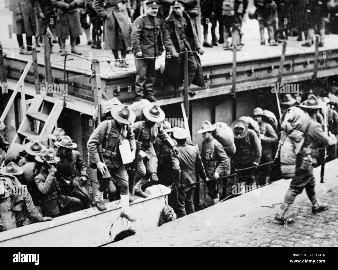 New American Soldiers Arriving in France, 1918 4th US Infantry ...