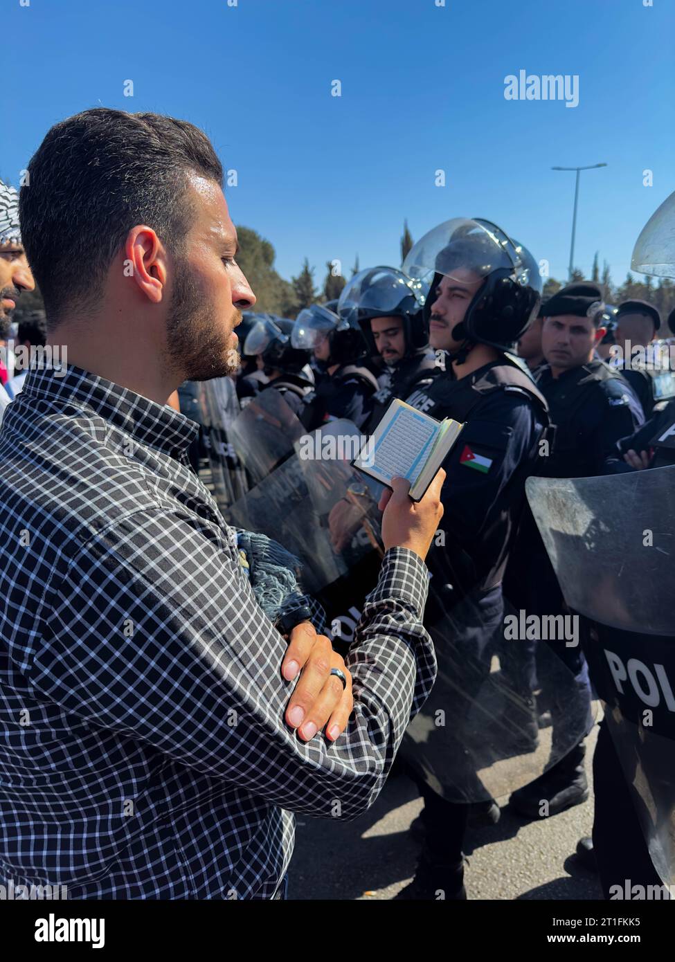 October 13, 2023: Naour, Jordan, 13 October 2023. Police officers are ...