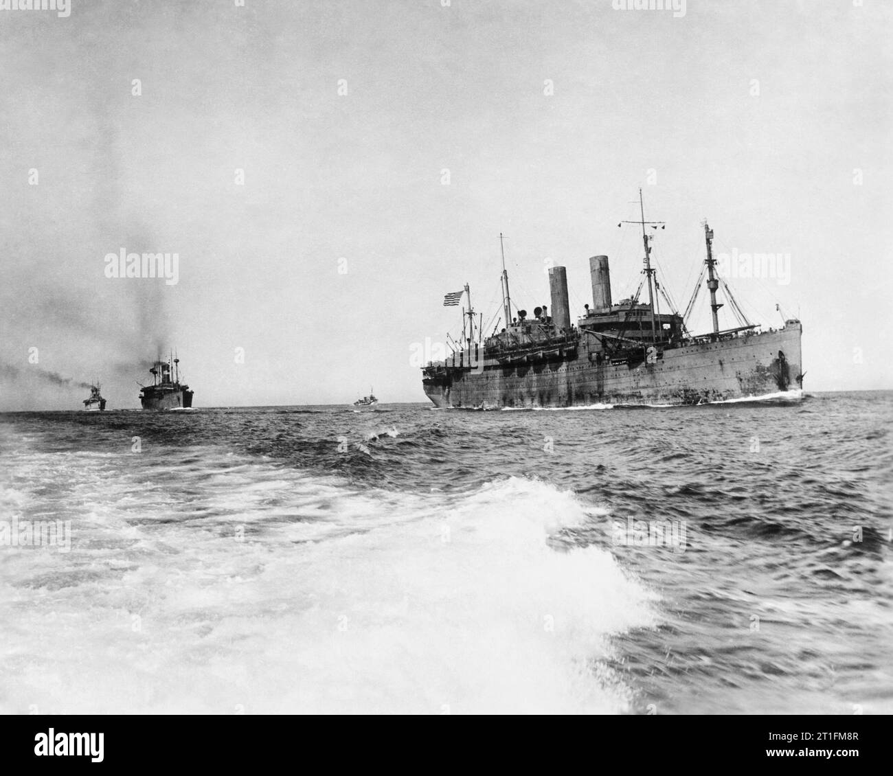 The American Navy, 1918 Convoy of American troopships and escorts at ...