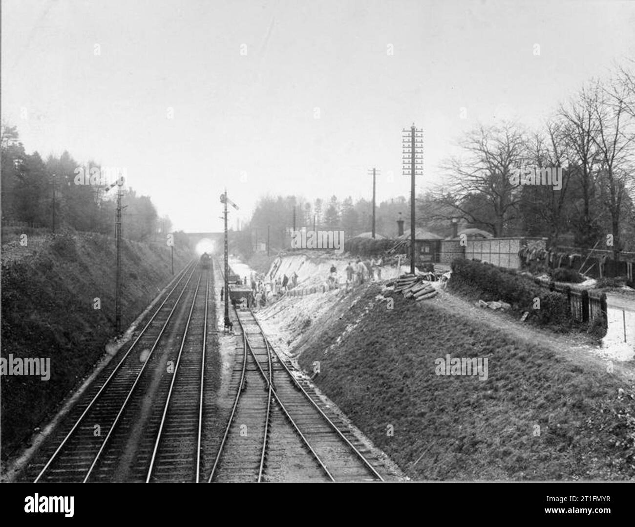 The United States Army in England, 1918 General view of men of the ...