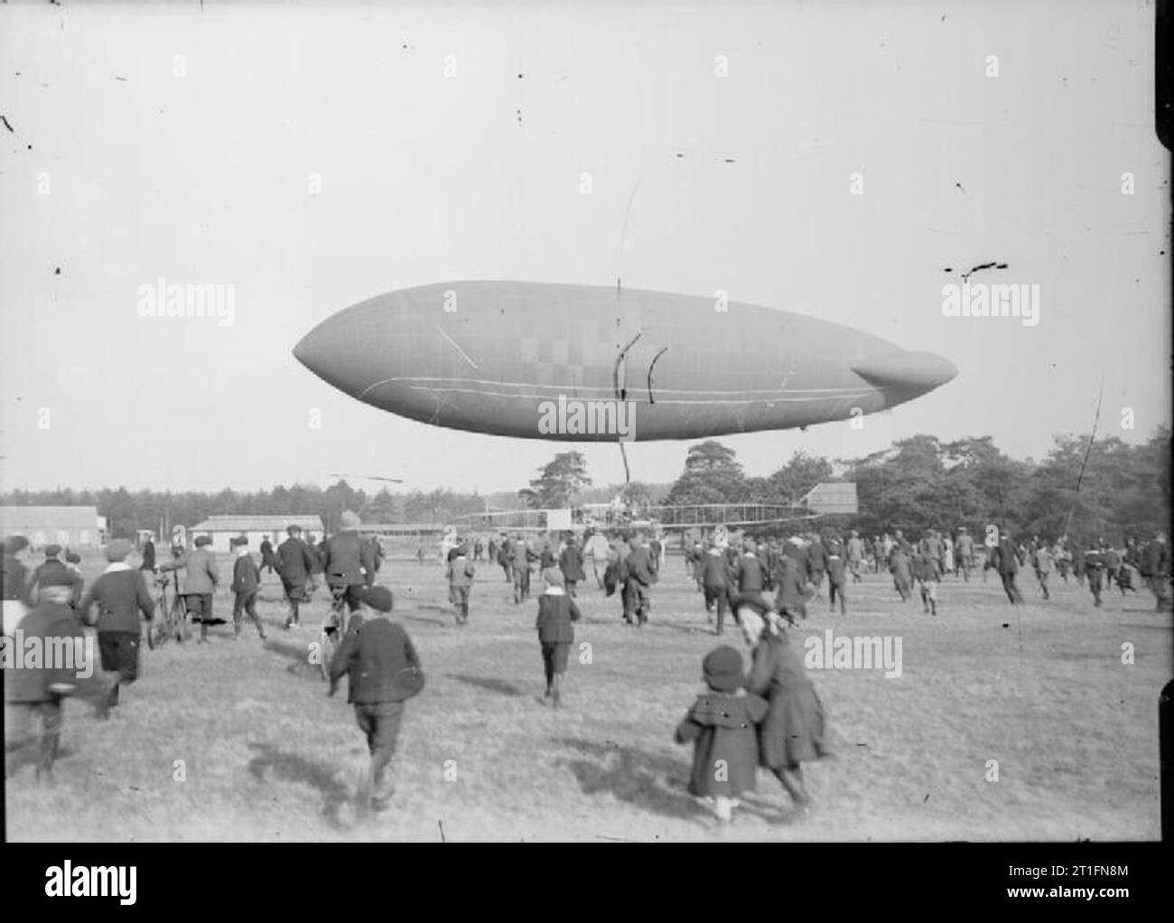 Aviation in Britain Before the First World War Army airship Gamma close ...