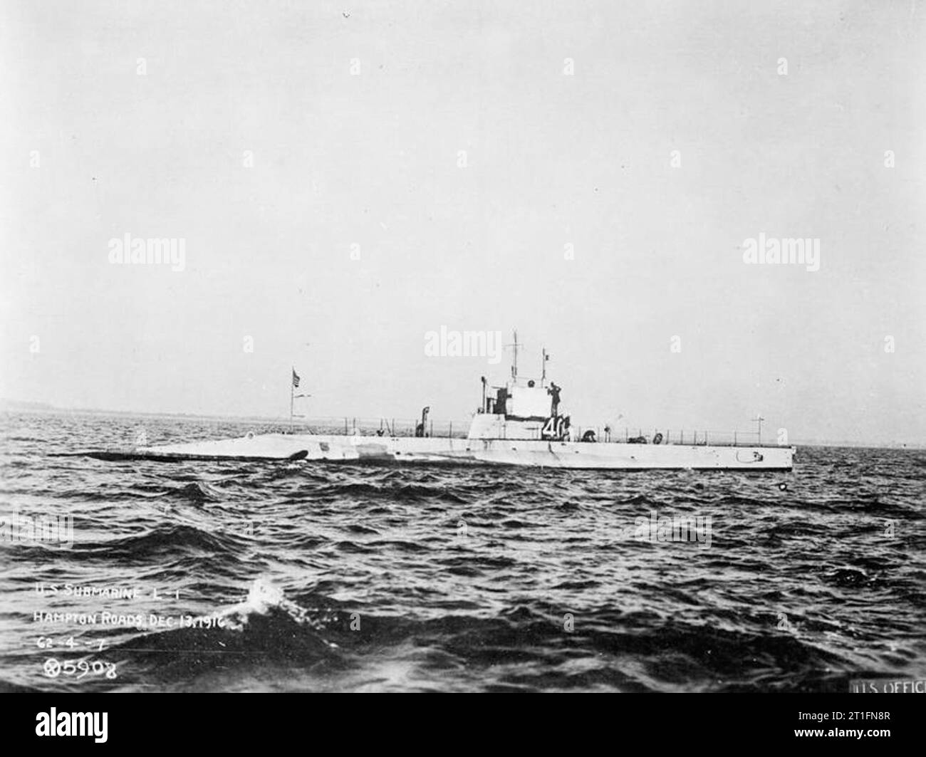 The United States Navy US submarine L 1, Hampton Roads, 13 December ...