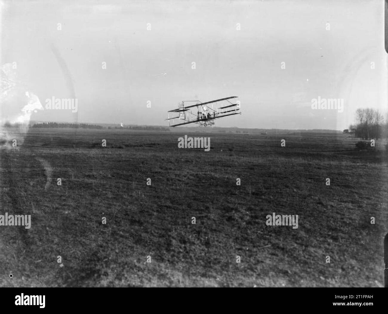 Aviation in Britain Before the First World War A good view of Cody aircraft mark II in flight ...