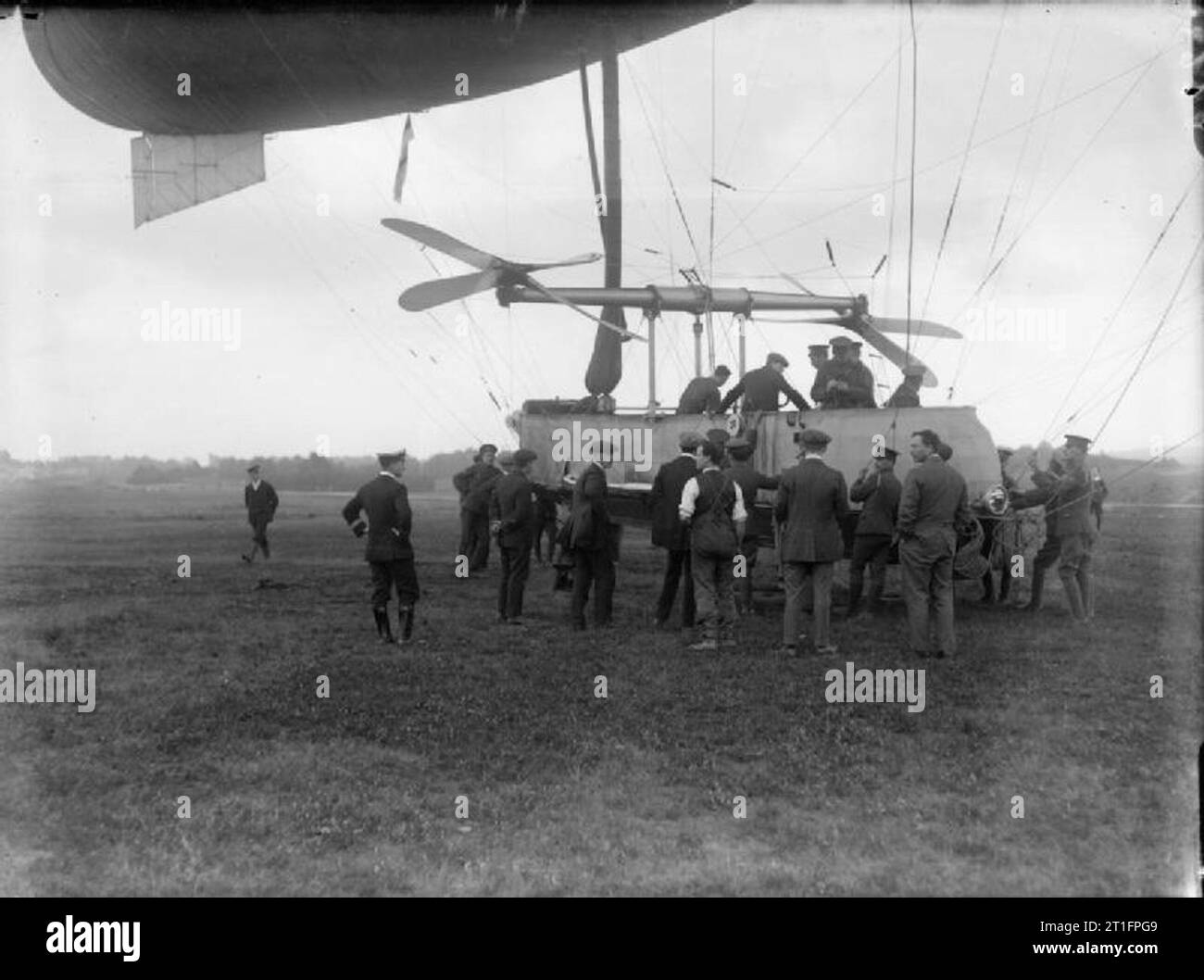 Aviation in Britain Before the First World War The gondola of the army ...