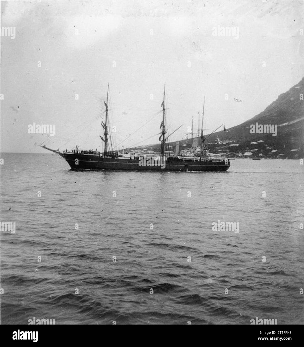 The Royal Navy 1899 - 1902 Captain Scott's ship HMS DISCOVERY which ...