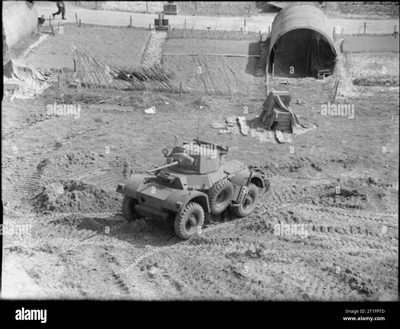 Tanks and Afvs of the British Army 1939-45 Daimler Mk II armoured car ...